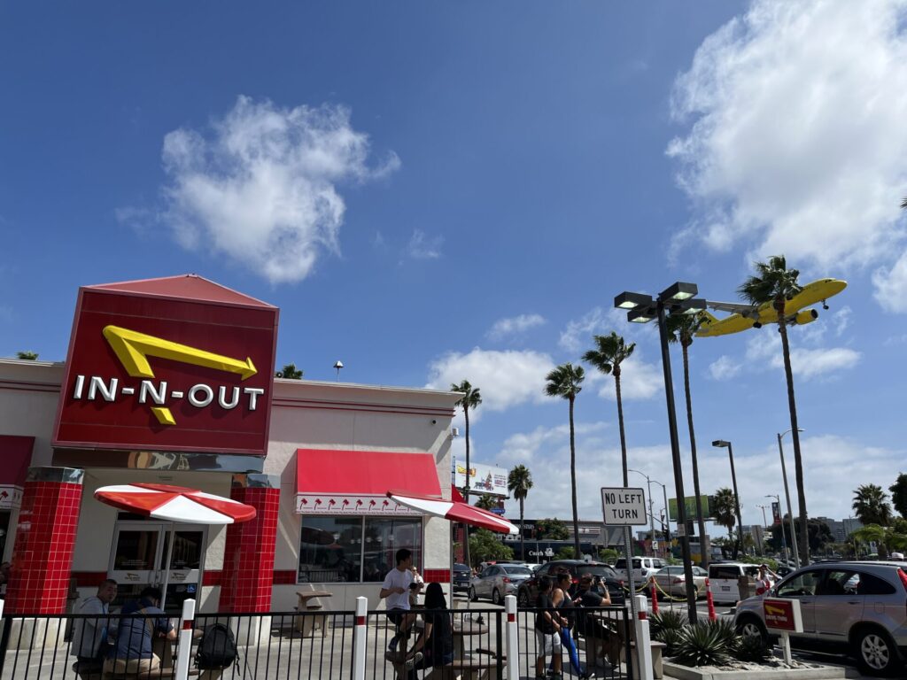大谷翔平も大好き IN-N-OUT BURGER インアンドアウトバーガー│©︎trave-mile.com